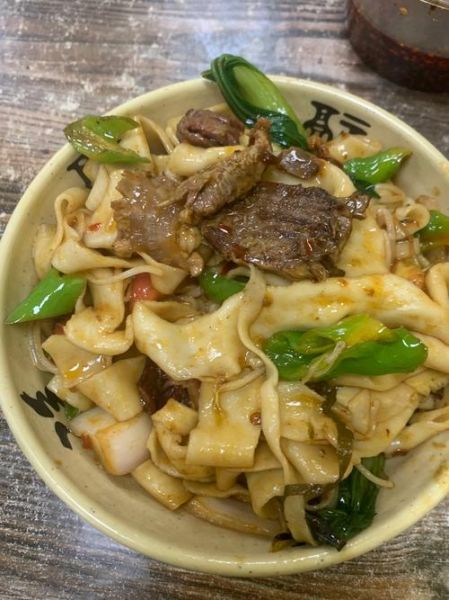 刀削面怎么和面_正宗刀削面技术-第3张图片-山城妙识 刀削面怎么和面_正宗刀削面技术-第3张图片-山城妙识