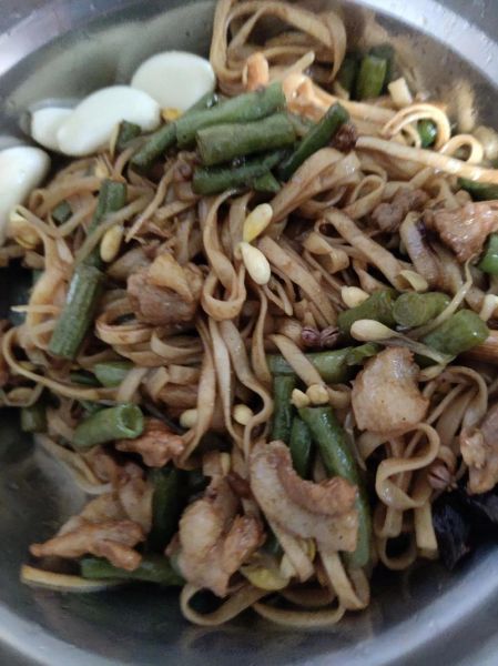 豆角蒸卤面怎么做_豆角蒸卤面家常做法-第1张图片-山城妙识 豆角蒸卤面怎么做_豆角蒸卤面家常做法-第1张图片-山城妙识