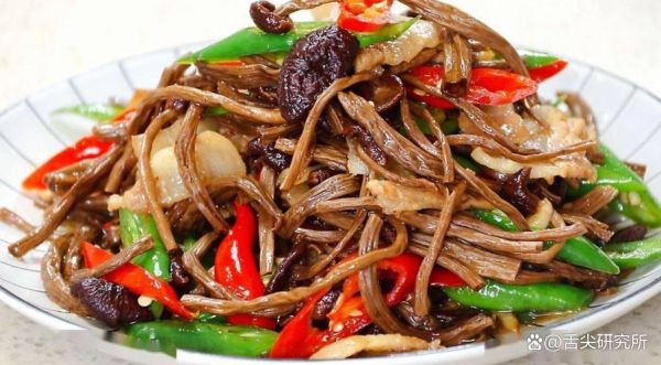 茶树菇烧肉怎么做_茶树菇烧肉的家常做法-第2张图片-山城妙识