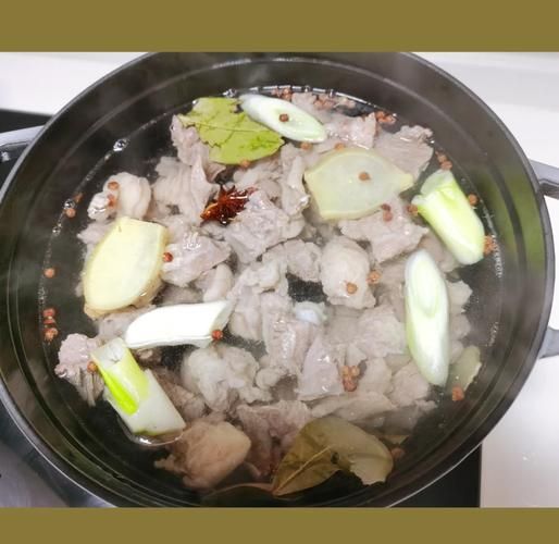 牛肉汤怎么炖才好吃_牛肉汤放什么香料最香-第2张图片-山城妙识