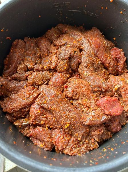 正宗牛肉干怎么做_家庭版风干牛肉干做法-第3张图片-山城妙识