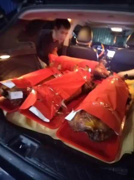 怎样烤乳猪_烤乳猪需要多长时间-第1张图片-山城妙识 怎样烤乳猪_烤乳猪需要多长时间-第1张图片-山城妙识