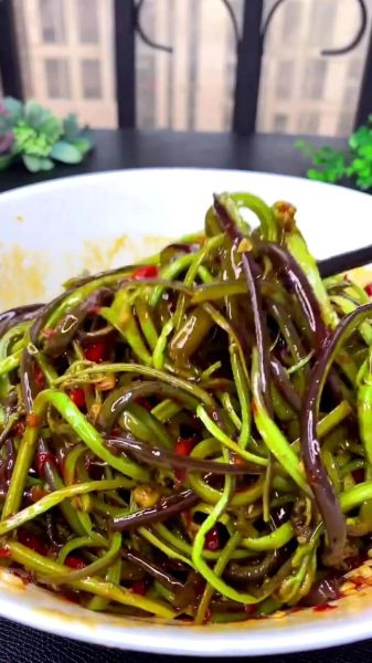 蕨菜怎么做好吃_蕨菜的家常做法-第1张图片-山城妙识