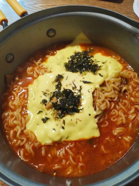 辛拉面怎么煮_辛拉面怎么做好吃-第1张图片-山城妙识