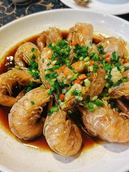 上海本帮菜有哪些特色_正宗做法难不难-第1张图片-山城妙识