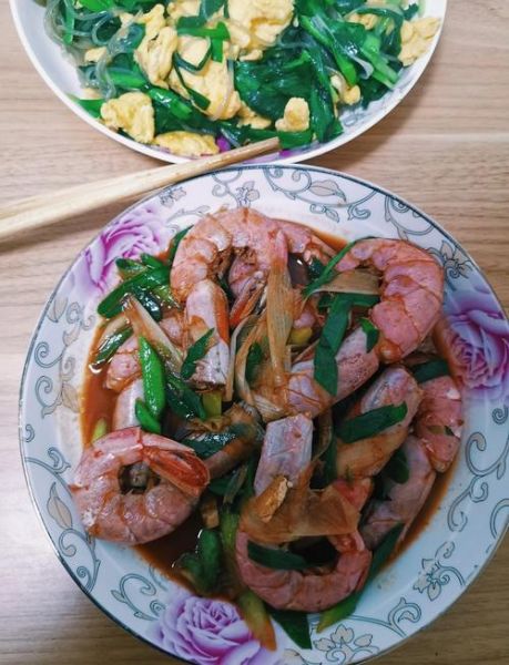 阿根廷红虾蒜蓉做法_蒜蓉阿根廷红虾怎么做-第2张图片-山城妙识