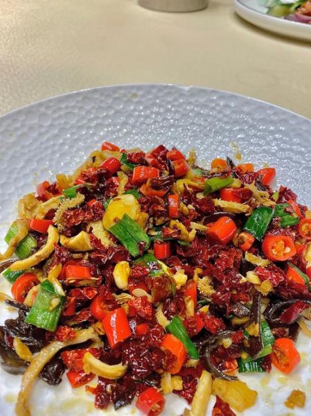 湘菜凉菜有哪些经典做法_湖南凉菜怎么做才正宗-第2张图片-山城妙识 湘菜凉菜有哪些经典做法_湖南凉菜怎么做才正宗-第2张图片-山城妙识