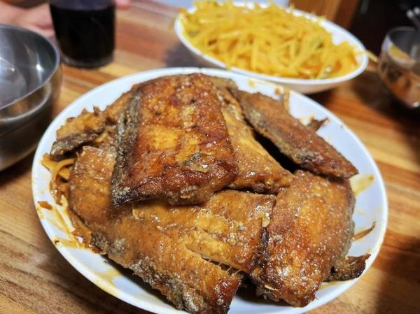 焖带鱼怎么做好吃_焖带鱼的家常做法-第3张图片-山城妙识