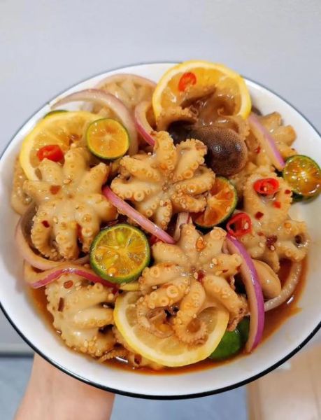 凉拌八爪鱼怎么做_八爪鱼焯水多久才嫩-第1张图片-山城妙识