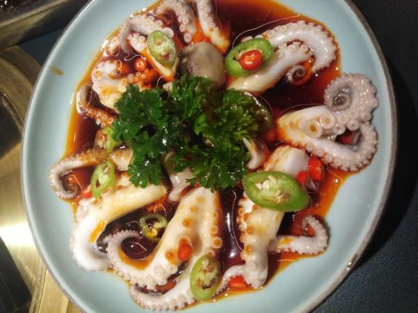 凉拌八爪鱼怎么做_八爪鱼焯水多久才嫩-第2张图片-山城妙识