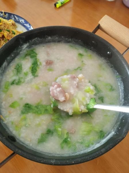 宝宝多大可以吃瑶柱粥_瑶柱粥怎么做给宝宝吃-第1张图片-山城妙识