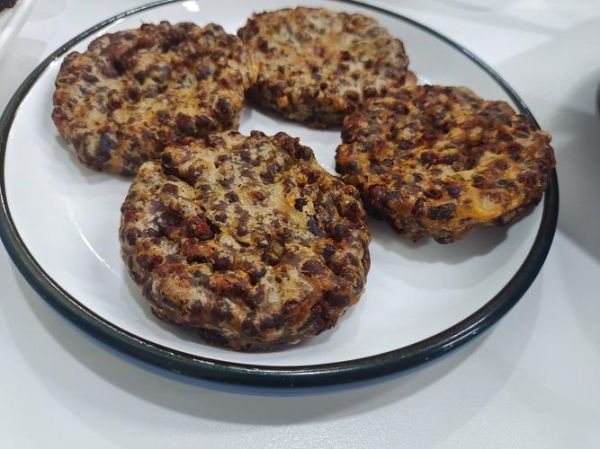 肚包鸡有什么营养价值_肚包鸡适合什么人吃-第1张图片-山城妙识 肚包鸡有什么营养价值_肚包鸡适合什么人吃-第1张图片-山城妙识