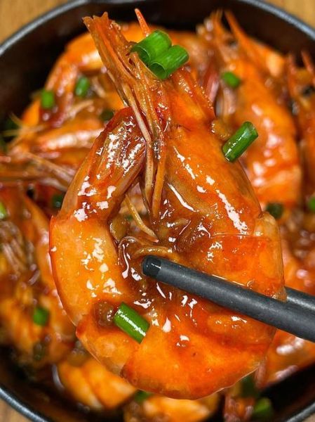 香辣虾球怎么做_香辣虾球热量高吗-第3张图片-山城妙识