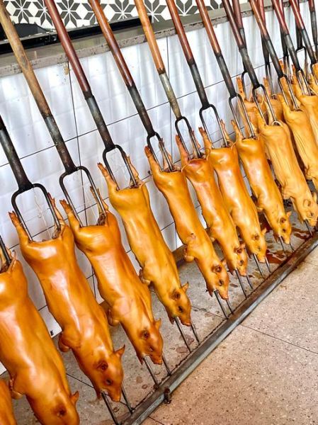 烤乳猪怎么做_烤乳猪配料有哪些-第1张图片-山城妙识 烤乳猪怎么做_烤乳猪配料有哪些-第1张图片-山城妙识