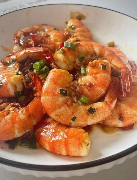 水煮明虾怎么做好吃_水煮明虾煮几分钟才嫩-第1张图片-山城妙识 水煮明虾怎么做好吃_水煮明虾煮几分钟才嫩-第1张图片-山城妙识