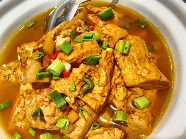 红烧豆腐怎么做_红烧豆腐用老豆腐还是嫩豆腐-第2张图片-山城妙识 红烧豆腐怎么做_红烧豆腐用老豆腐还是嫩豆腐-第2张图片-山城妙识