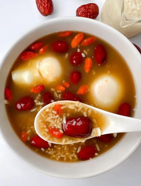 甜酒怎么煮好吃_甜酒煮鸡蛋的正确方法-第3张图片-山城妙识