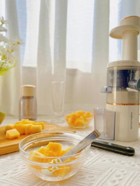 哈密瓜果汁最佳搭配_哈密瓜果汁怎么搭配好喝-第2张图片-山城妙识 哈密瓜果汁最佳搭配_哈密瓜果汁怎么搭配好喝-第2张图片-山城妙识