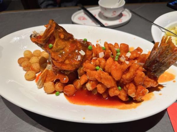 松鼠桂鱼怎么炸才好看_松鼠桂鱼炸制技巧-第2张图片-山城妙识