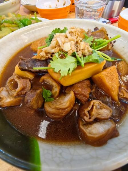 老北京卤煮火烧哪里最正宗_卤煮火烧做法详解-第1张图片-山城妙识 老北京卤煮火烧哪里最正宗_卤煮火烧做法详解-第1张图片-山城妙识