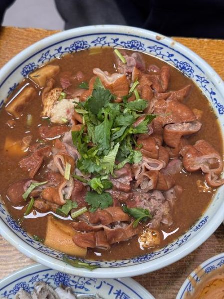 老北京卤煮火烧哪里最正宗_卤煮火烧做法详解-第3张图片-山城妙识 老北京卤煮火烧哪里最正宗_卤煮火烧做法详解-第3张图片-山城妙识