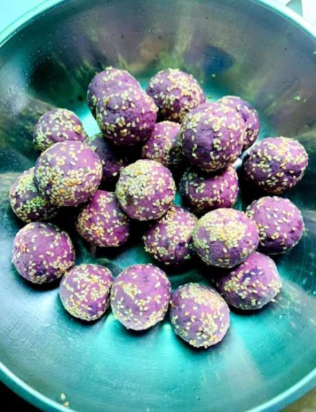 紫薯球怎么做_紫薯球为什么开裂-第1张图片-山城妙识 紫薯球怎么做_紫薯球为什么开裂-第1张图片-山城妙识