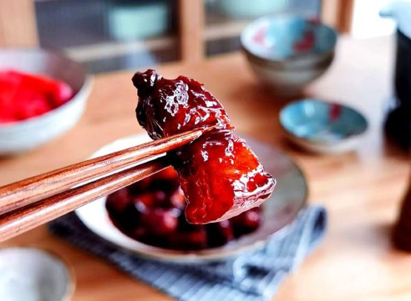 红烧肉放腐乳好吃吗_腐乳红烧肉做法-第2张图片-山城妙识