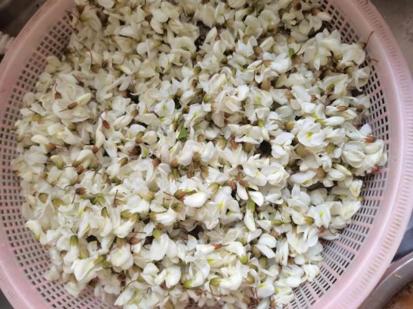 槐花怎么做好吃_槐花怎么保存才新鲜-第3张图片-山城妙识