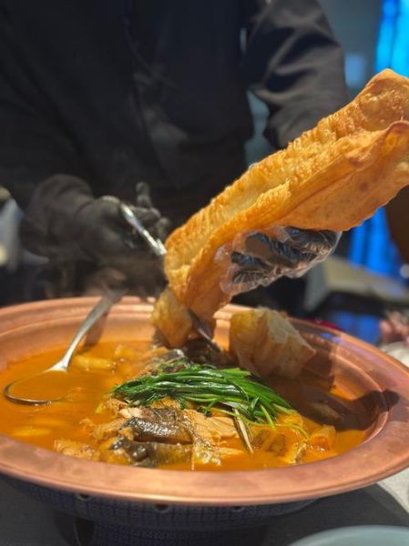 炖大马哈鱼头怎么做_大马哈鱼头炖多久才入味-第3张图片-山城妙识 炖大马哈鱼头怎么做_大马哈鱼头炖多久才入味-第3张图片-山城妙识