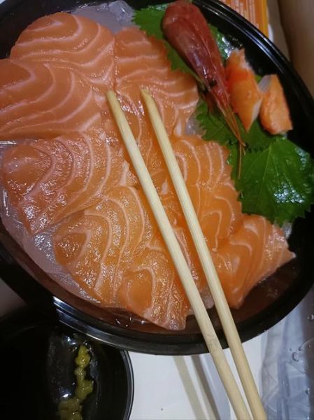 最好吃的生鱼片有哪些_如何挑选顶级刺身-第2张图片-山城妙识 最好吃的生鱼片有哪些_如何挑选顶级刺身-第2张图片-山城妙识