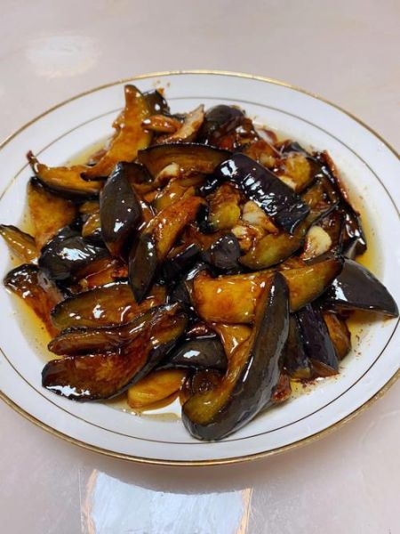 油焖茄子怎么做才好吃_油焖茄子详细步骤-第1张图片-山城妙识 油焖茄子怎么做才好吃_油焖茄子详细步骤-第1张图片-山城妙识