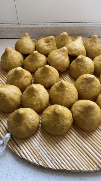 纯玉米面窝头怎么做_不放白面也能松软-第2张图片-山城妙识 纯玉米面窝头怎么做_不放白面也能松软-第2张图片-山城妙识