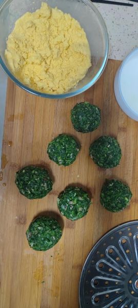 荠菜饺子馅怎么做_荠菜饺子馅怎么调好吃-第2张图片-山城妙识