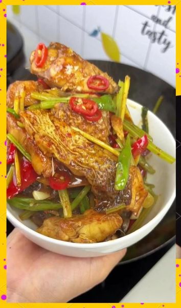 辣子鱼块怎么做才够麻够辣_家常辣子鱼块正宗做法-第2张图片-山城妙识 辣子鱼块怎么做才够麻够辣_家常辣子鱼块正宗做法-第2张图片-山城妙识