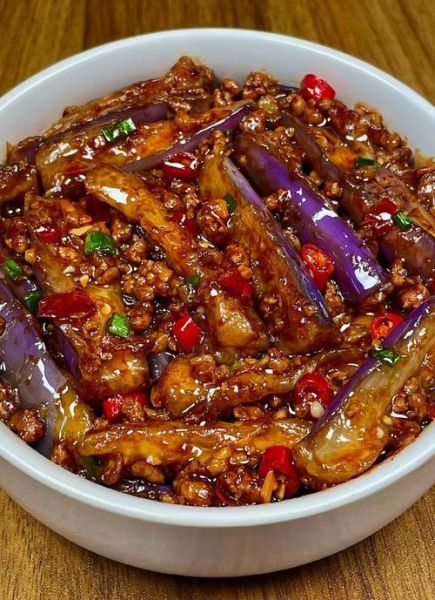 肉沫茄子怎么做才好吃_肉沫茄子家常做法步骤-第1张图片-山城妙识