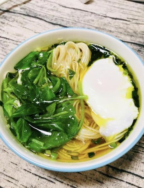 煎荷包蛋面条怎么做好吃_荷包蛋面条的做法步骤-第1张图片-山城妙识 煎荷包蛋面条怎么做好吃_荷包蛋面条的做法步骤-第1张图片-山城妙识