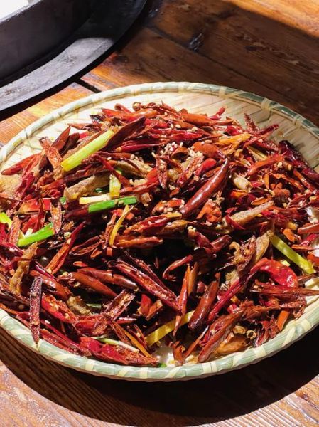 干煸肉丝怎么做_干煸肉丝的家常做法-第1张图片-山城妙识