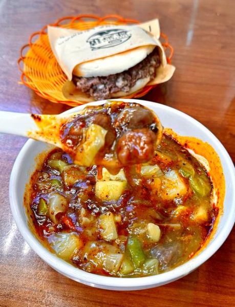 肉丸胡辣汤怎么做_肉丸胡辣汤正宗做法-第1张图片-山城妙识