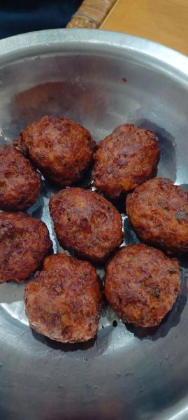 炸肉圆子怎么做_炸肉圆子用什么肉最好-第1张图片-山城妙识