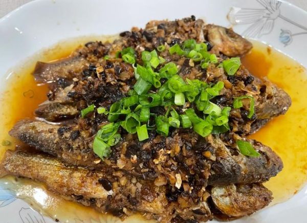 豆豉鱼怎么做最好吃_豆豉鱼的家常做法-第1张图片-山城妙识 豆豉鱼怎么做最好吃_豆豉鱼的家常做法-第1张图片-山城妙识