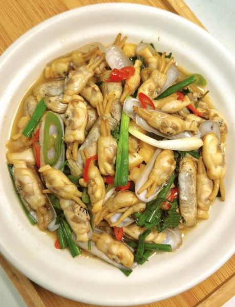 蛏子肉怎么做好吃_蛏子肉的家常做法-第1张图片-山城妙识