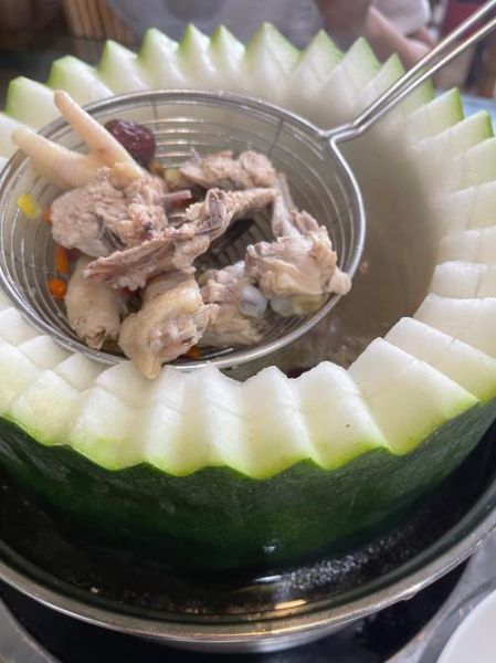 冬瓜炖鸡腿怎么做_冬瓜炖鸡腿的家常做法-第2张图片-山城妙识 冬瓜炖鸡腿怎么做_冬瓜炖鸡腿的家常做法-第2张图片-山城妙识