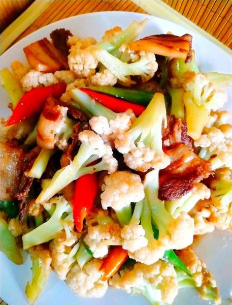 花菜炒什么好吃_花菜搭配哪些蔬菜-第3张图片-山城妙识