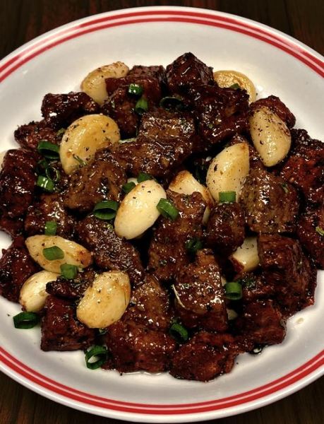 黑椒牛肉粒怎么做_黑椒牛肉粒热量高吗-第1张图片-山城妙识 黑椒牛肉粒怎么做_黑椒牛肉粒热量高吗-第1张图片-山城妙识