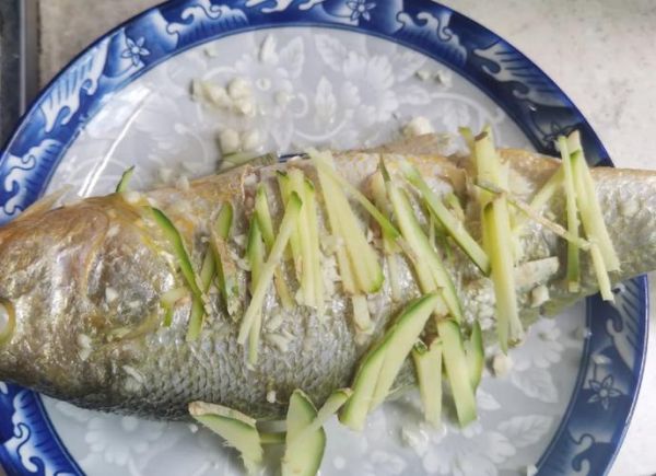 冷冻黄花鱼怎么做好吃_冷冻黄花鱼的家常做法-第2张图片-山城妙识