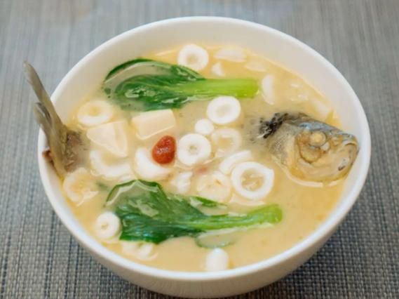 酸菜鲫鱼怎么做_酸菜鲫鱼怎么做好吃又嫩-第3张图片-山城妙识