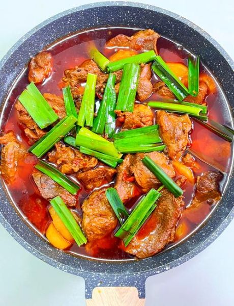 家常牛肉火锅怎么做_牛肉火锅简单做法窍门-第1张图片-山城妙识