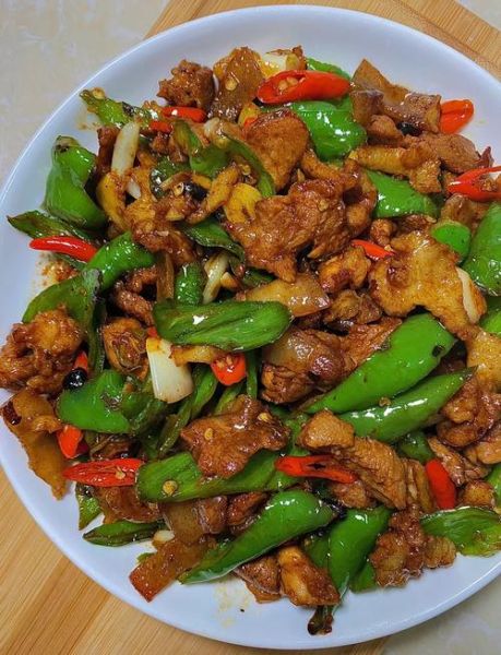 辣椒炒羊肉怎么做_辣椒炒羊肉的家常做法-第2张图片-山城妙识