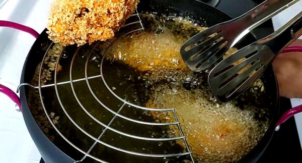 奥尔良炸鸡腿怎么做_家庭版腌料配方-第2张图片-山城妙识