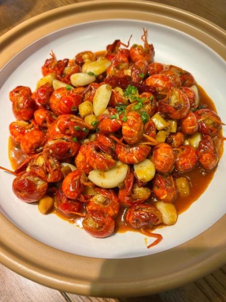 麻辣虾球怎么做好吃_麻辣虾球的做法步骤-第1张图片-山城妙识